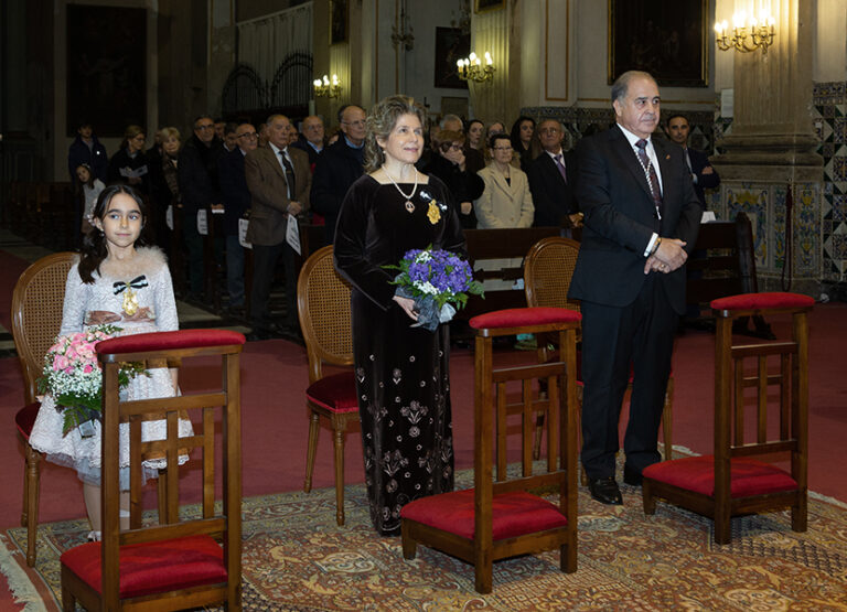 Exaltación e imposición de las medallas a las Clavariesas del Altar del ...